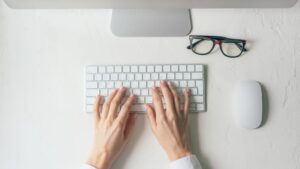 Average Words Per Minute Typing: How Fast Is Fast Enough? | ASAP